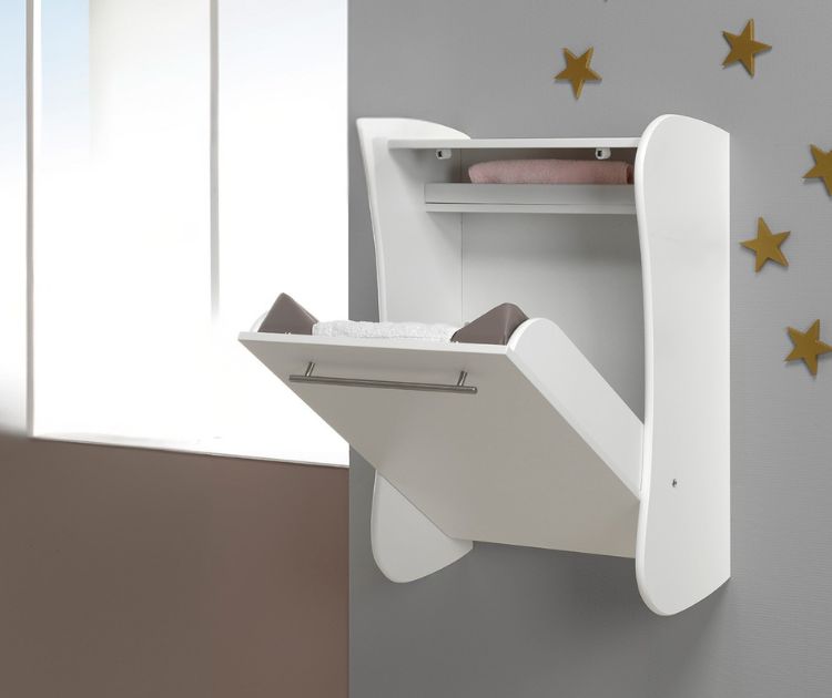 Quelle dimension de table à langer choisir pour la sécurité du bébé